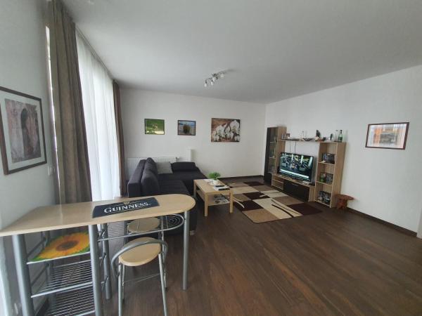 Park West Apartment - Free Parking - Budapest
