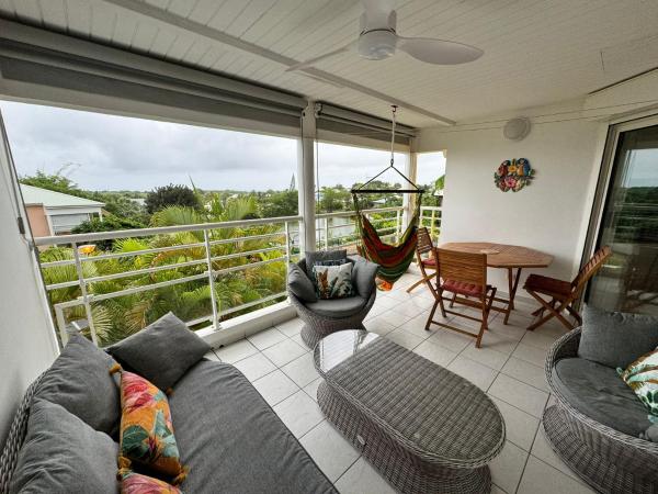 Aux Aigrettes à Sainte Anne, T3 Tout Confort, Piscine, Réserve D'eau, Proche De La Plage De Bois-jolan - Guadeloupe