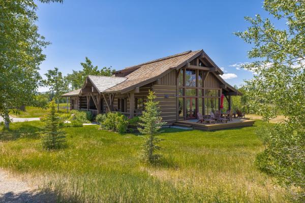 Serenity In The Valley - Jackson, WY