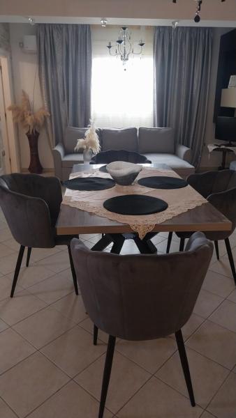 Ariadnis Apartment - Луца