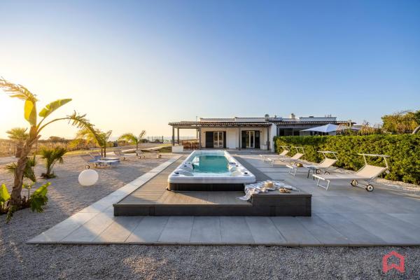 Villa Con Piscina E Spa Sul Mare - San Vito Lo Capo