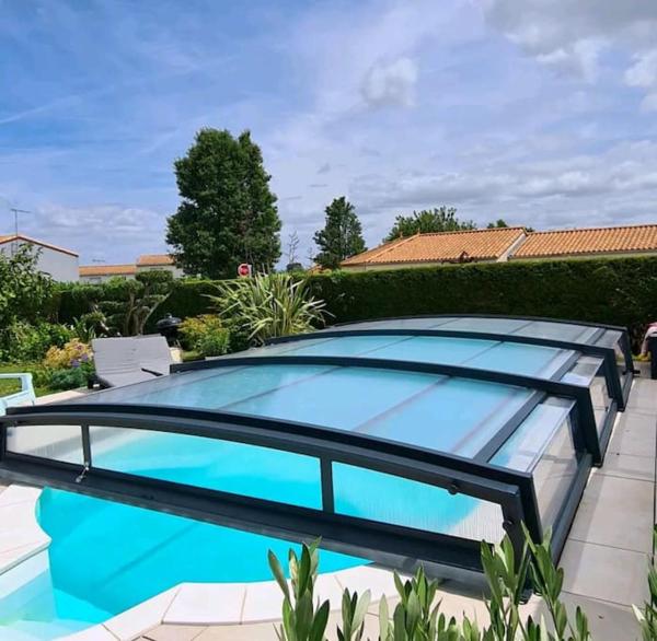 Le Pavachon Gîte Familial Piscine Couverte Privée Chauffée - Aux Portes Du Puy Dufou - Pays de la Loire