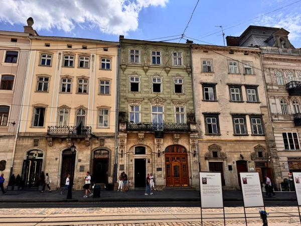 Апартаменти на Площі Ринок, 20 - Lviv