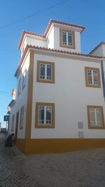 Casa Amarela - Ericeira Center By The Beach - Ericeira