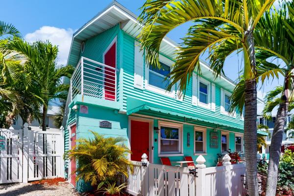 Nautical Nook At Bayview Inn - Bradenton Beach, FL