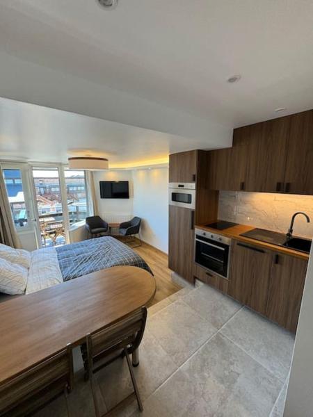 Beau Studio Neuf, Vue Marina - Deauville