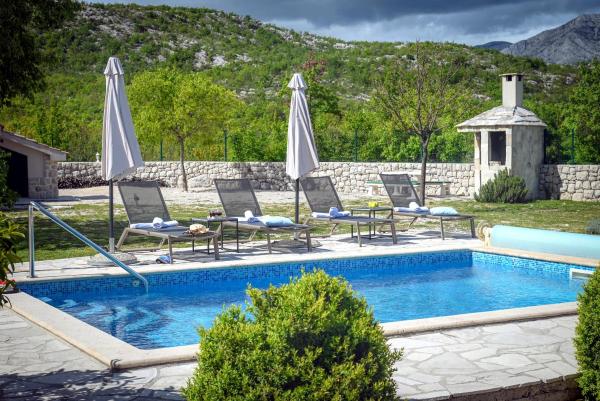 Family Friendly House With A Swimming Pool Duge Njive, Zagora - 22311 - Drvenik
