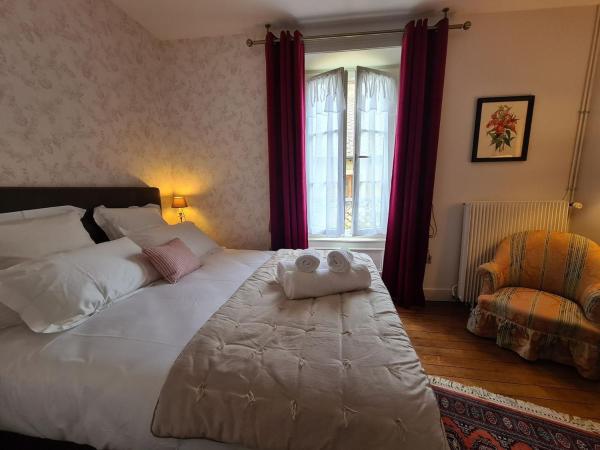 Chambre Chaleureuse "Toscane" Avec Lit 160cm, Salle D'eau Privative Et Petit-déjeuner Inclus. - Châteauroux