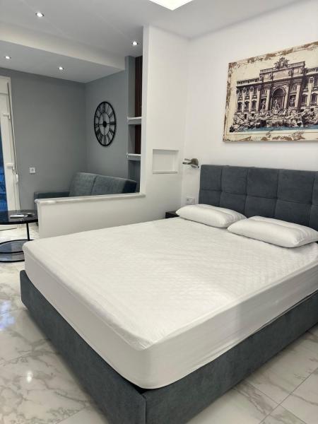 Peraia Luxury Studio - Thessaloniki Airport Makedonia (SKG)