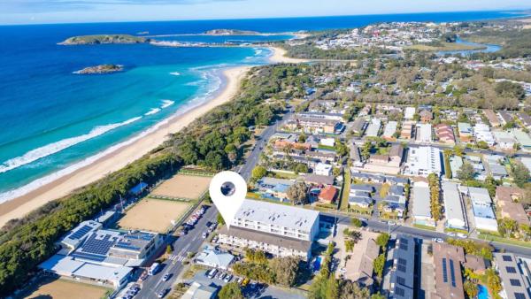 Ocean Echoes Coffs Harbour- Short Walk To The Beach, Cafes And Clubs! - Coffs Harbour