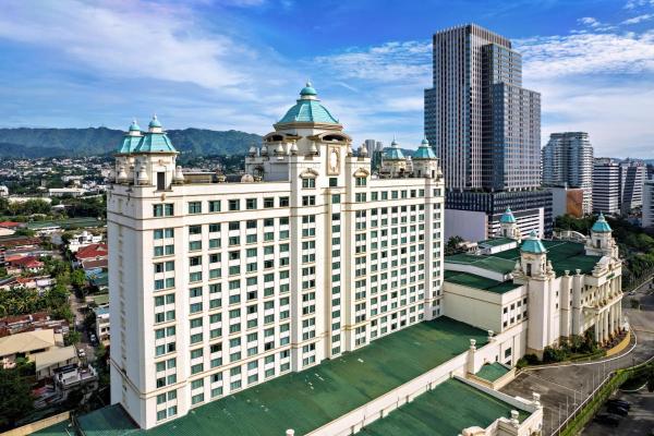 Waterfront Cebu City Hotel & Casino - Lahug