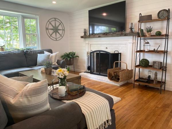 Walk2beach, Hottub, Firepit, Petsok - Cape Cod, MA