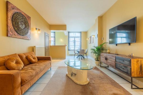 One Bedroom Apartment Close To All Amenities - Roubaix