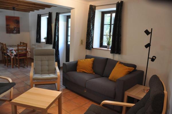 Casa-agave-quinta-da-encavalada-relaxing-holiday-house-with-beautiful-view-and-swimmingpool - Travancinha