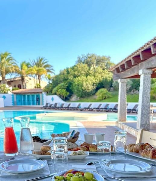 Le Rocce Antiche Hotel Resort - Carbonia
