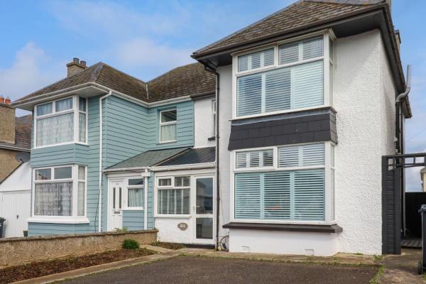 119 Henver Road - Newquay