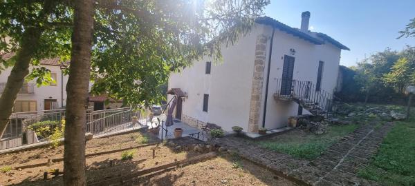 Abruzzo Fabulous Villa View Sirente Velino National Park - Abruzzo