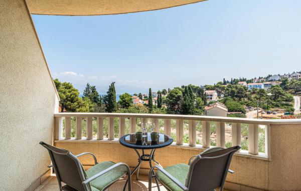 Lovely Apartment In Sutivan With Wifi - Milna