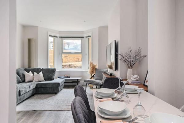 Stunning Spacious Duplex With Garden 141a - Bexhill-on-Sea