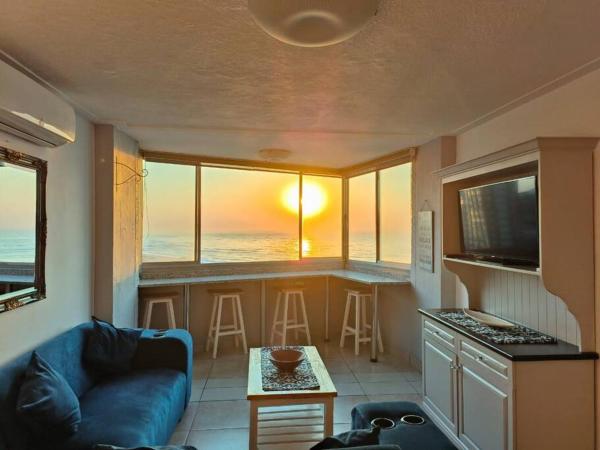 A Thin Slice Of Heaven - Amanzimtoti