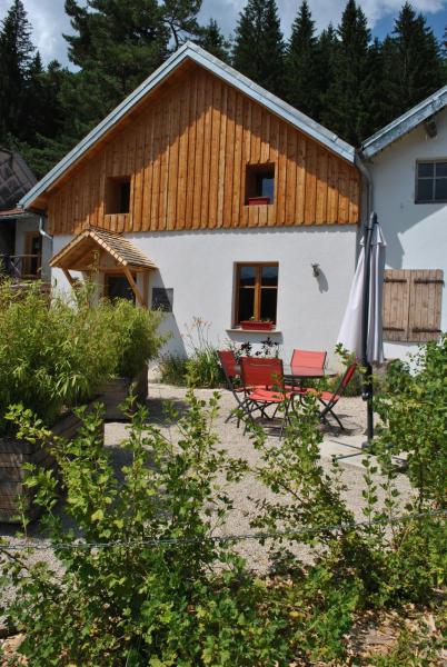 Gîte Du Fourpéret-parc Naturel Du Haut-jura - Métabief