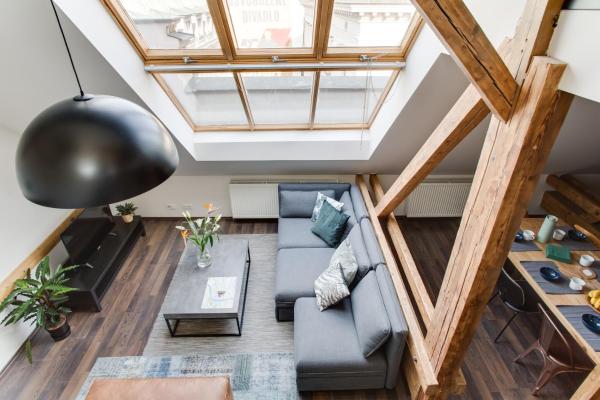 Ultimate Prague 1 Experience - Duplex, Roof Top Terrace, Prague Castle View, Free Parking Over Weekends, Ac! - Praha