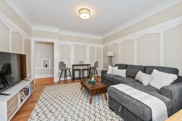 Super Convenient 1br City Pad With Garage Parking - San Francisco, CA