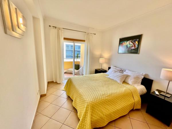 Casa Sol, Fast Wifi, Airco, Swimming Pool Near The Beach Praia Da Rocha - Praia da Rocha