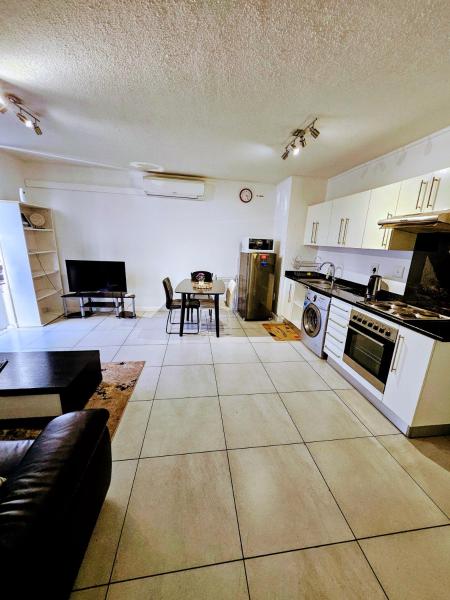 Kingelph Home-stay - Windhoek