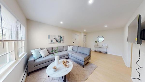 Pine Brook 1322 I Pool Gym I Free Parking ! - Newark, DE