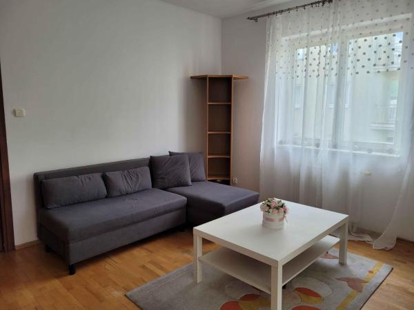 Krok Od Metro Bemowo - Warschau