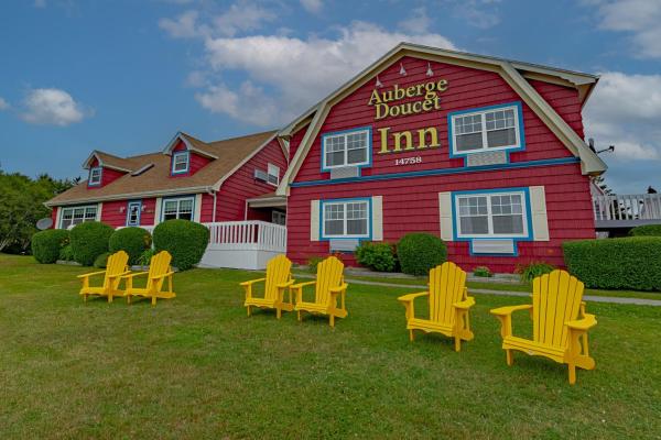 Auberge Doucet Inn - Cape Breton Island