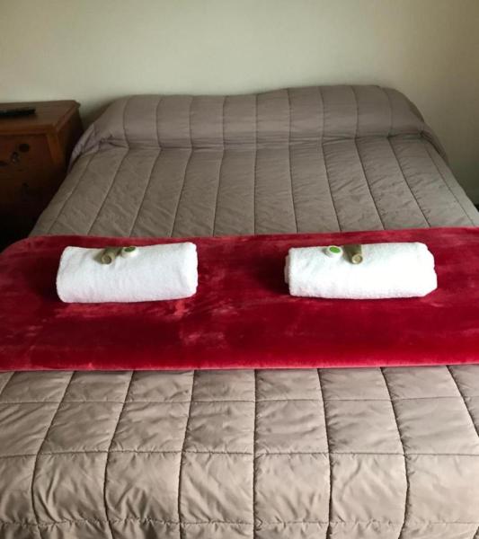 Hinds Wayside Inn - West Coast