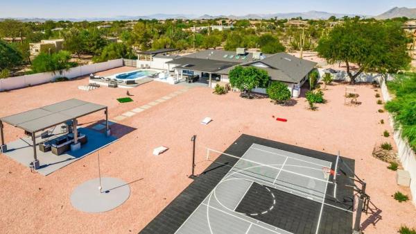 The Vacation Spot - Scottsdale, AZ