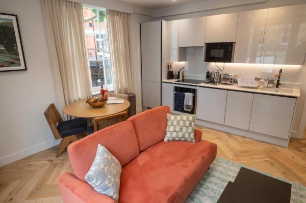 Bright, Modern One Bedroom Apartment On 1st Floor - Bloomsbury