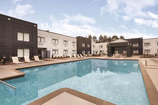 Country Inn & Suites By Radisson, Seattle-bothell, Wa - Bothell, WA