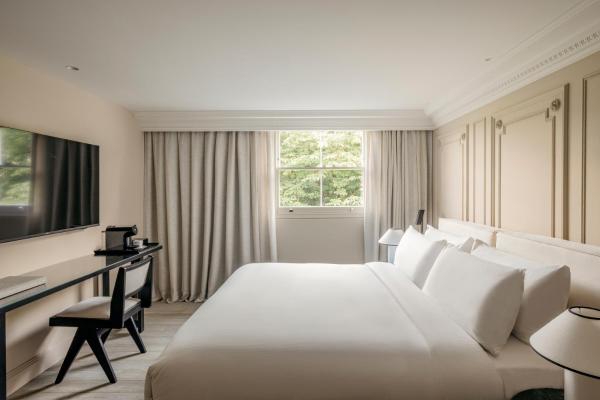 The Caesar Hotel - Notting Hill