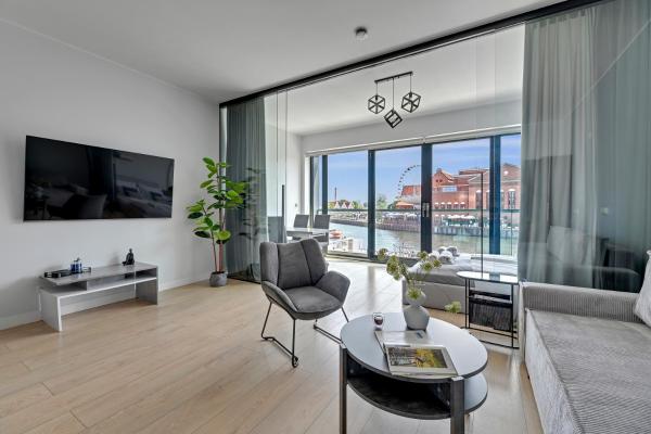 Symfonia Amazing River View Apartment By Downtown Apartments - 그다인스크