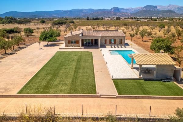 Mireia 2002 With Pool And Garden By Bebreeze Mallorca - Alaró