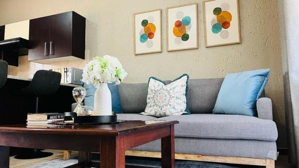Modern & Stylish 1bed Apt - Midrand