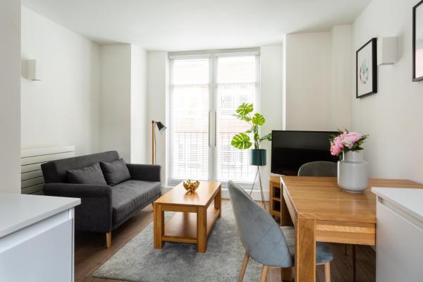 Victoria - Vincent Square By Viridian Apartments - London