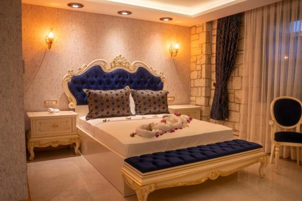 Five Diamonds Hotels - Alaçatı
