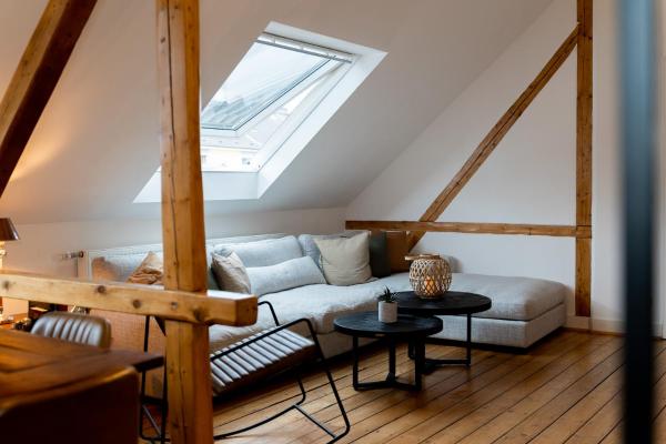 Moderne Apartments City Stadtnah -Junik Apartments - Duisburg Hbf Station