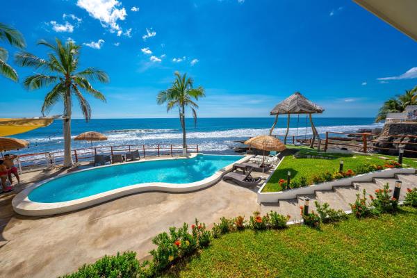 Reef On The Water - La Libertad