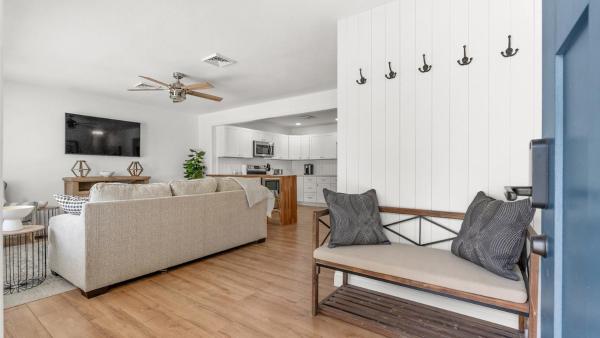 Spacious 2 Bedroom Just A 2 Min Walk To The Beach! - Myrtle Beach, SC