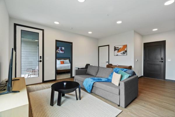 Cozysuites On Mass With Garage Parking #8 - Indianapolis