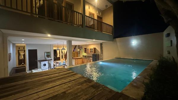 Taman Giri House 3 Bedrooms Nusa Dua - Sanur