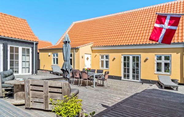 4 Bedroom Cozy Home In Skagen - Skagen