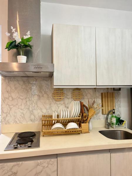 Win In Tuloyan Azure Staycation - Taguig
