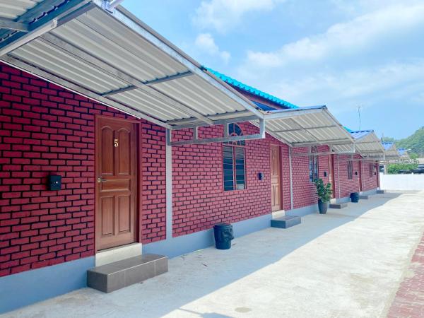 Sasuka Chalet Pantai Pandak - Kuala Terengganu